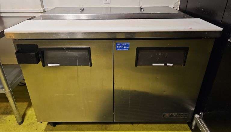 TRUE Prep Table Refrigerator 48"×30" - Business Liquidation Auction