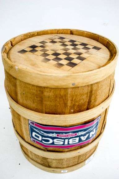 Nabisco barrel checker chess board - Bunting Online Auctions