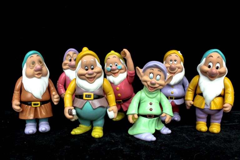 Disney's the Seven Dwarves plastic figures, approx. 6" tall, seven ...