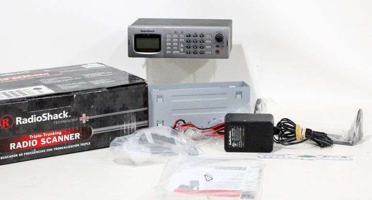 Radio Shack Pro-163 Scanning Receiver - Triple Trunking Radio Scanner ...