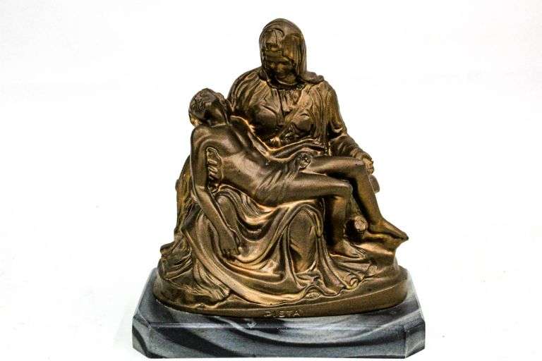 The Pieta Statue Blessed Mother Holding Crucified Son Jesus - Copy of ...