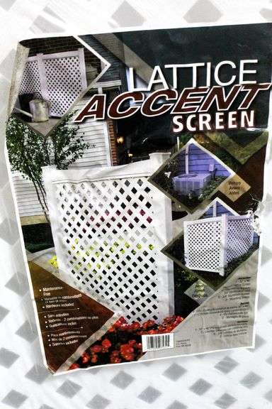 Lattice accent screens, 32"x46", two items. - Bunting Online Auctions