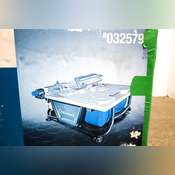 Kobalt 7 in 5.8 Amp Bench Table Top Tile Saw Item Model KB7004 The picture may not reflect the actual product. Bunting Online Auctions