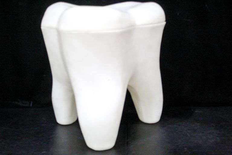 Tooth Shaped Canister / stool with Lid - 17 x 15 - Bunting Online Auctions
