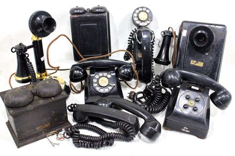 Antique / Vintage Phone Collection: Classic Retro Black Rotary Dial ...