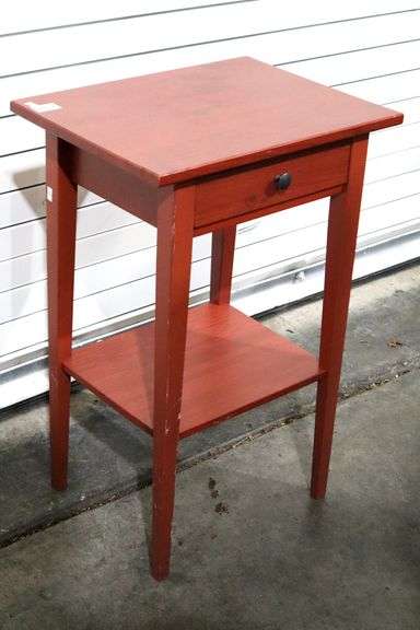 Red Accent Table - Painted - 18 x 14 x 27 - Bunting Online Auctions