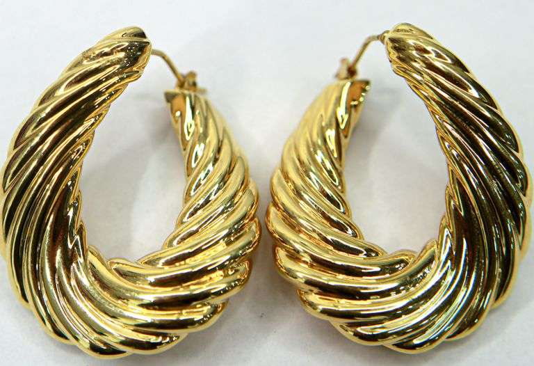 14 KT Gold large twisted hoop Earrings, snap bar closure. (12.3 gm ...