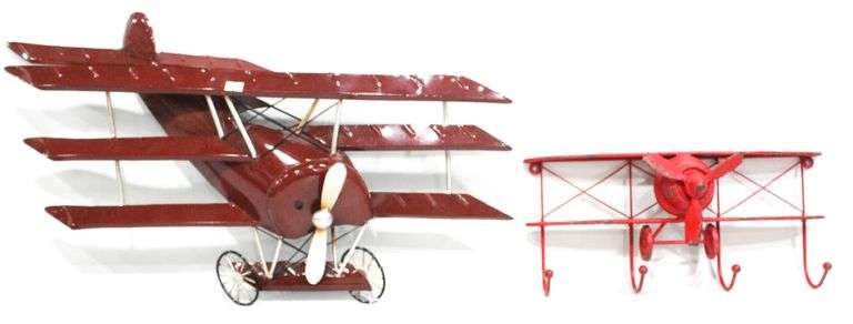Red Metal 3D Tri-Wing Airplane Wall Decoration - and - Complementing ...