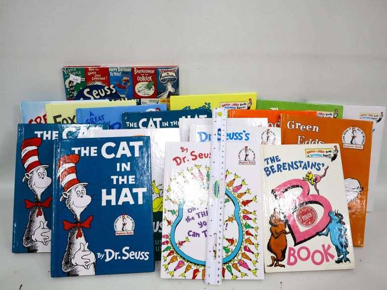 Dr. Seuss's Young Readers Book Collection. The Cat in the Hat, Green ...