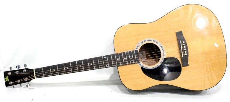 Rogue Fine Instruments Acoustic Guitar. Left handed guitar, currently ...