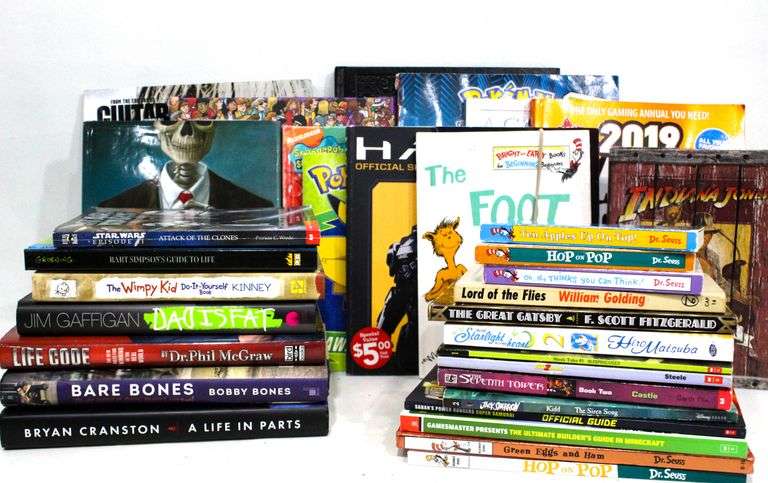 Young Readers Book Collection: Lord of the flies , Dr. Seuss ...