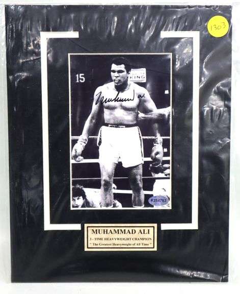 Muhammad Ali Signed photograph , With COA on reverse - Bunting Online ...
