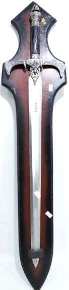 Legend of the Seeker Sword of Truth with Display Plaque - Bunting ...