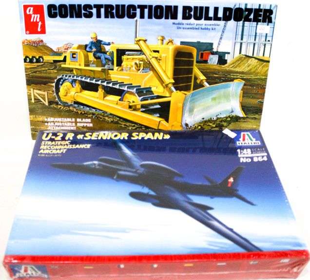 Italeri Model - YU-@R "Senior Span" Strategic Reconnaissance Aircraft ...