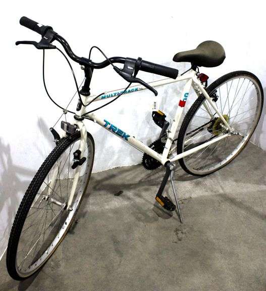 Trek Multi-Track Function Specific Design Bike. - Bunting Online Auctions