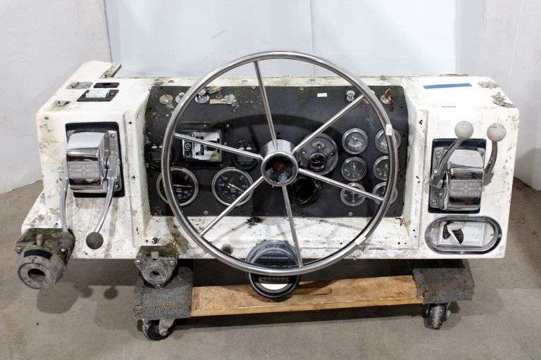 Marine Twin-Engine Control Console with Wheel - Bunting Online Auctions