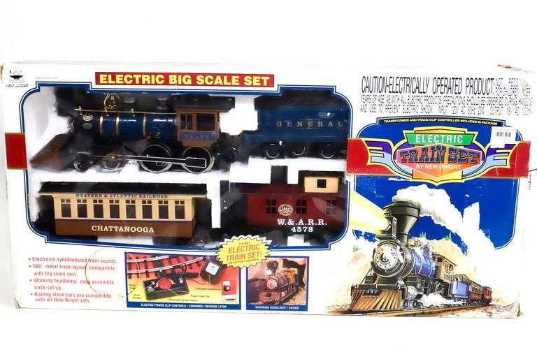 Electric Big Scale Train Set by New Bright - Bunting Online Auctions