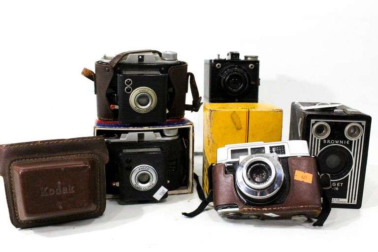 Vintage American cameras , ANSCO Flash Clipper , Kodak automatic 35mm ...