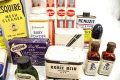 Vintage Medicine Cabinet Supplies - Johnson's Baby Powder , Vicks, Red ...
