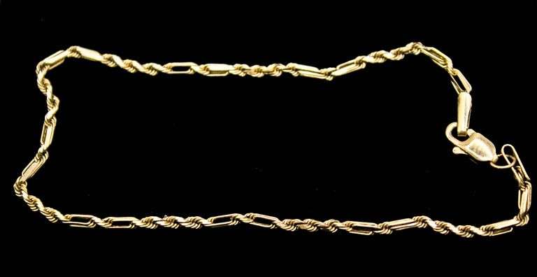 14 KT Gold Bracelet with Staggered Links, 7". 1.9g - Bunting Online ...