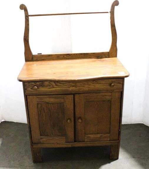 Antique Oak Washstand with Towel Bar, 31"x19"x48" - Bunting Online Auctions
