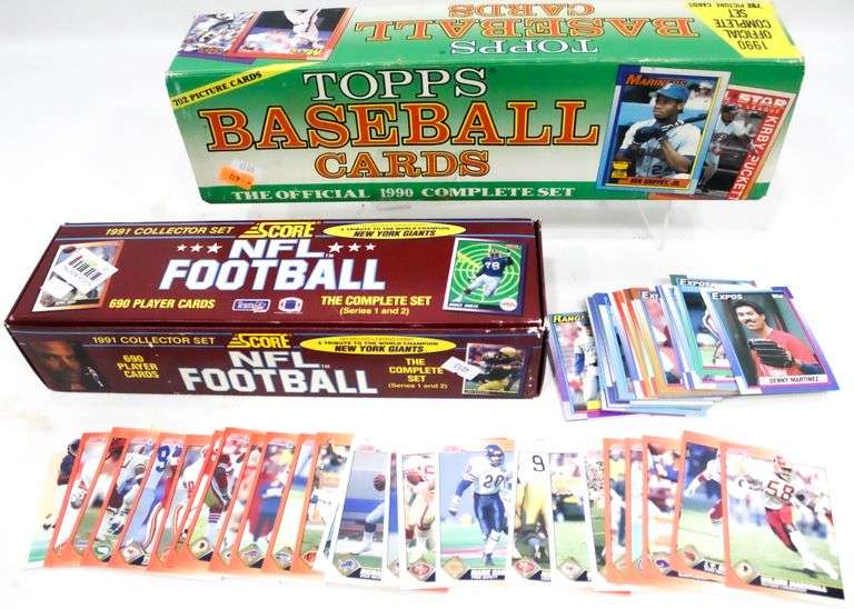 Topps Baseball Cards The Official 1990 (Box with Cards) - Score NFL ...