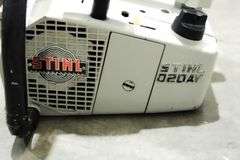 STIHL 020 AV Chainsaw with Case. - Bunting Online Auctions