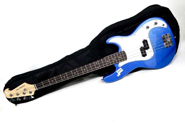 Stedman Pro Beginners Base Guitar, in Metallic Blue with Case - Bunting ...