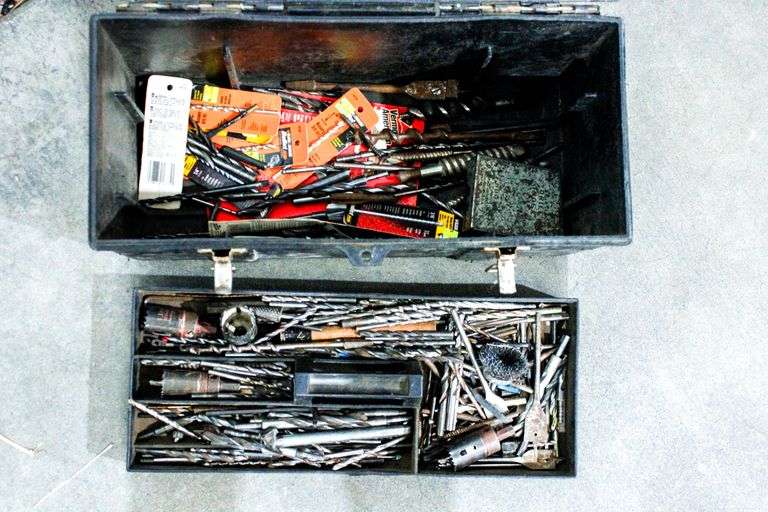 Vintage Professional Tuff-Box Toolbox (Missing Label) - and - Contents ...