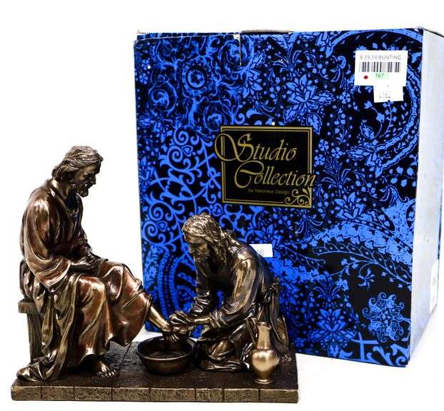 Studio Collection by Veronese Design Religious Sculpture - Bunting ...