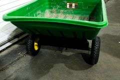 Deere & Company LP22755 Combi Cart / 8Y Garden Cart - Tow, Push, Pull ...