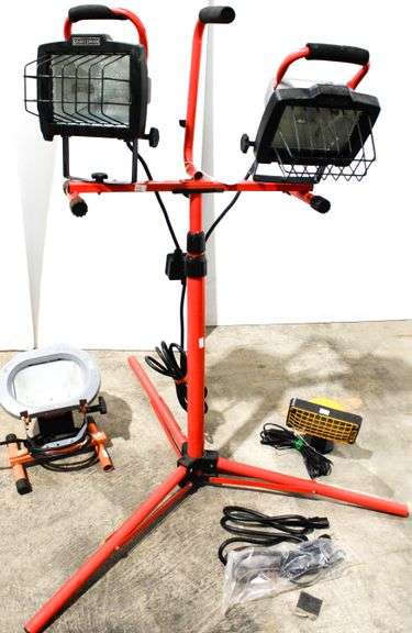 Craftsman Portable Tripod Halogen Work Light also Includes Small ...