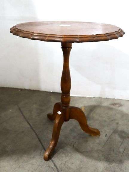 Flip Top Fluted Edge Pedestal Base Table - 17 x 21 - Bunting Online ...
