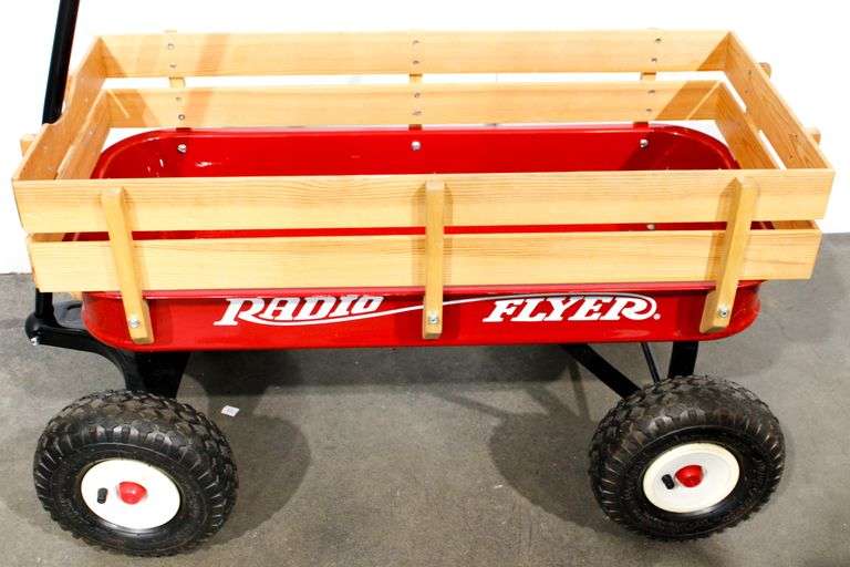 Radio Flyer Model #22W Red Wagon - Bunting Online Auctions