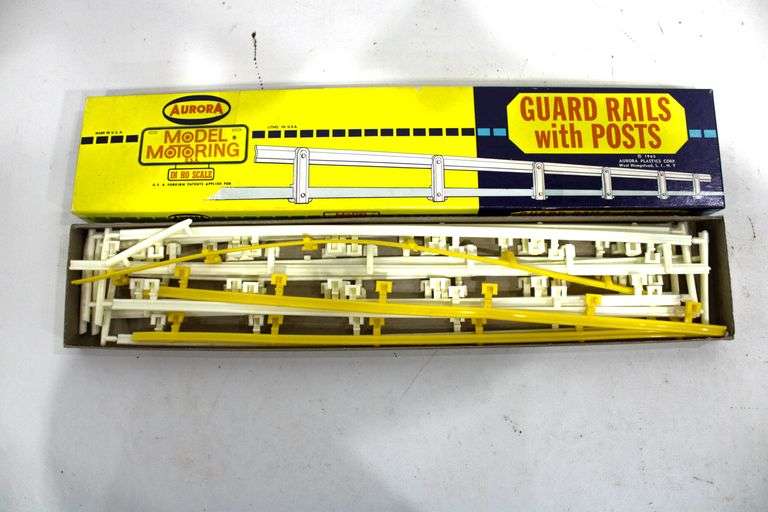 Aurora Model mortoring Thunderjet Champions in HO Scale , Model slot ...