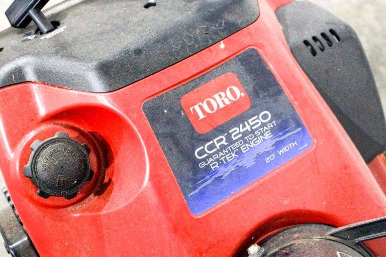 Toro CCR 2450 Snow Blower - Bunting Online Auctions