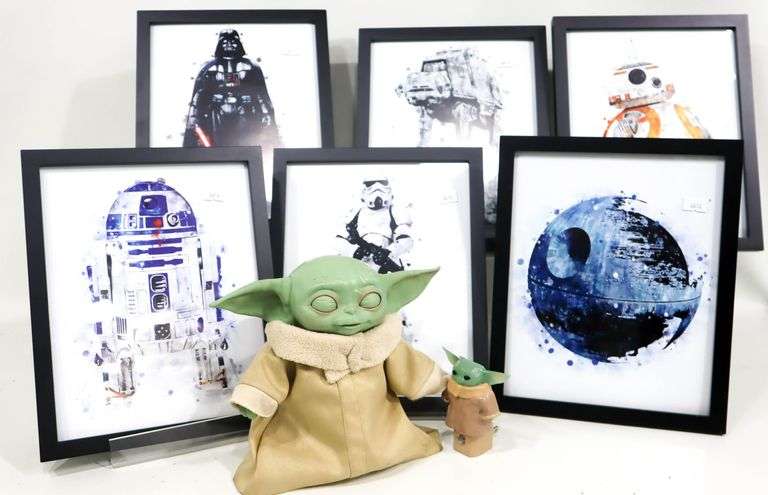 Star Wars Memorabilia - Artwork and Figurines - Bunting Online Auctions
