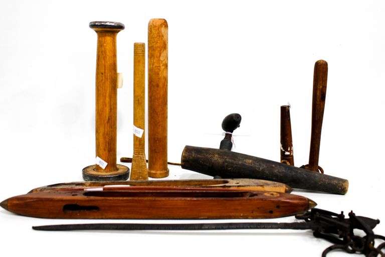 Rustic Primitive Wooden Accessories - Weaving Shuttle, Thread Bobbins ...