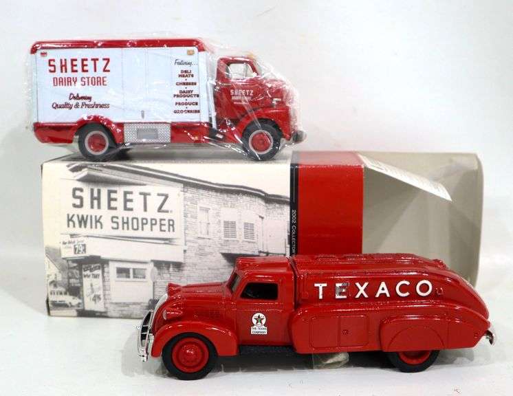Sheetz and Texaco Vintage Model Trucks - Bunting Online Auctions