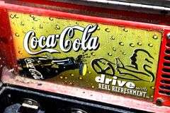 Vintage 1999 Coca-Cola Machine Model RPUC100 Glass Door Commerical ...