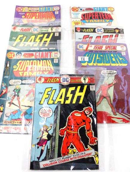 Vintage Comics -DC Flash #238, DC flash #239 Feb, DC Suuper-Team Family ...