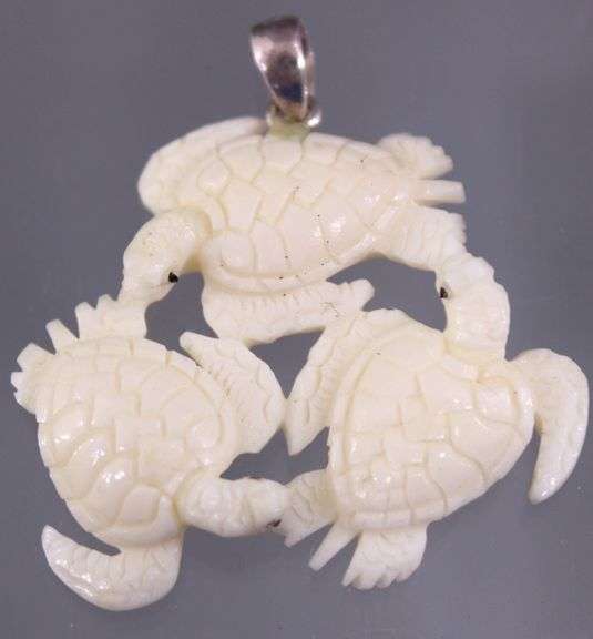 Carved Bone Sea Turtle Pendant. - Bunting Online Auctions