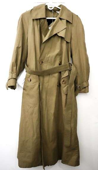 Authentic Christian Dior Coat with Certificate of Authenticity - Size 6 ...