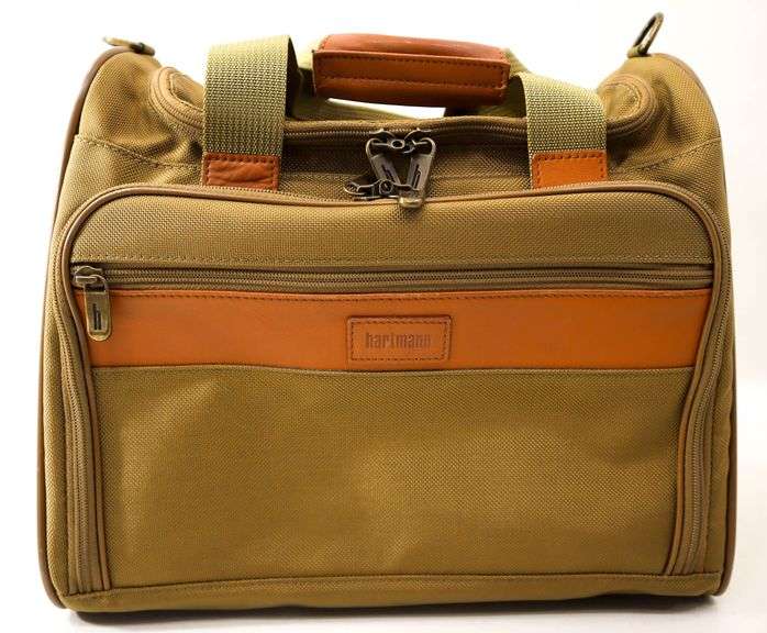 Hartmann Duffle Carryon with Strap - Bunting Online Auctions