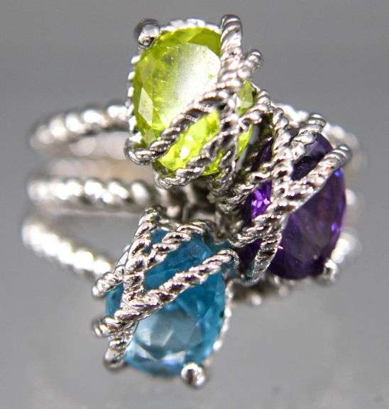 Triple shank Ring set with pastel stones, size 8 - Bunting Online Auctions
