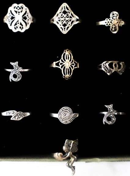 Sterling Silver Ring Collection. - Bunting Online Auctions