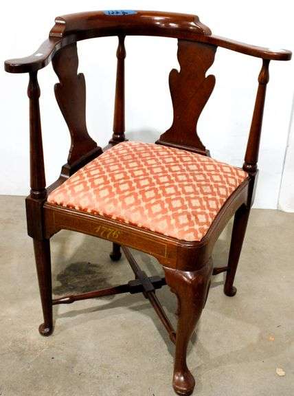 Chippendale 1776 Vintage Corner Chair - 33 x 19 x 19 - Bunting Online ...