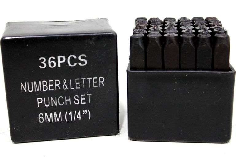 Number & Letter Punch Set in Box - Bunting Online Auctions