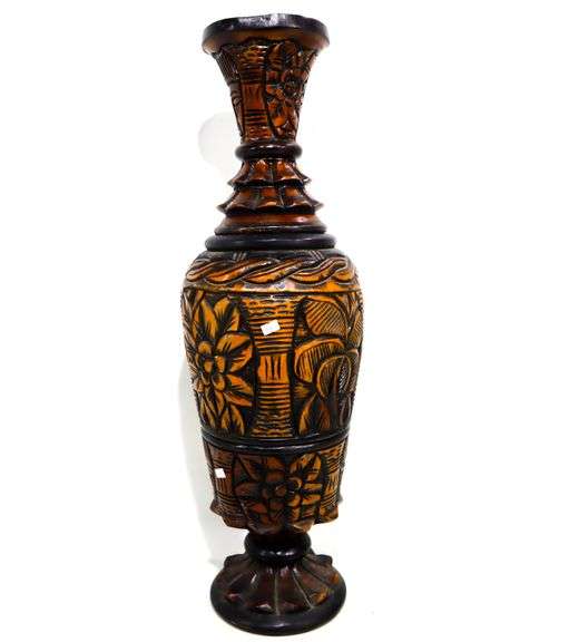 Hand Carved Exotic Island Vase - Bunting Online Auctions
