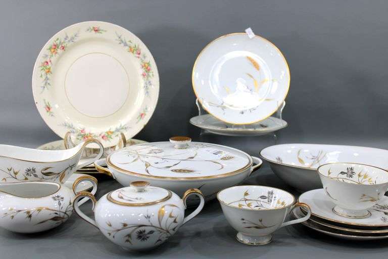 H & C Selb Bavaria Germany Heinrich Handpainted "Golden Harvest ...
